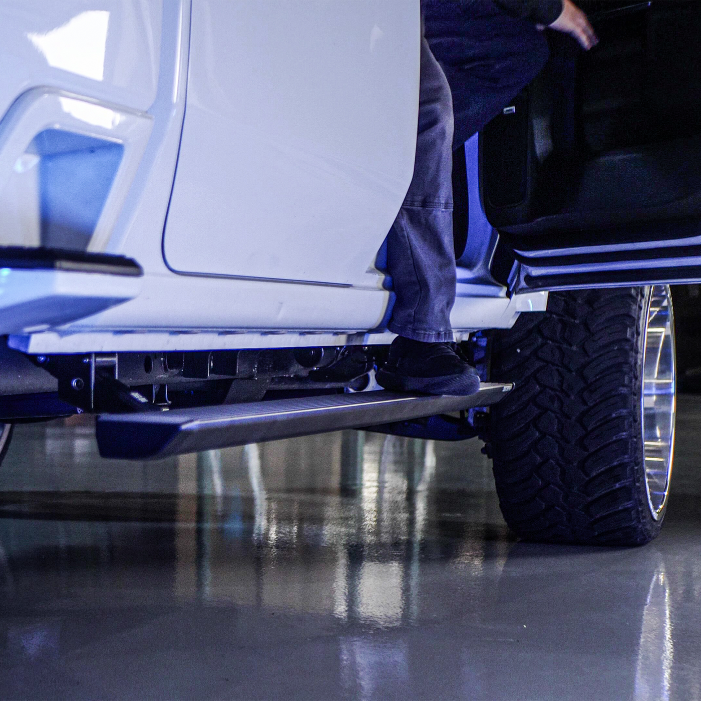 Boost Auto Powered Running Boards | 2021-2026 Ford F-150